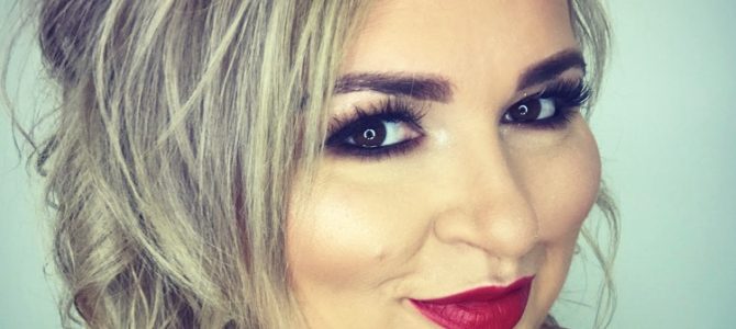 Tara Looby – Boob Buddies